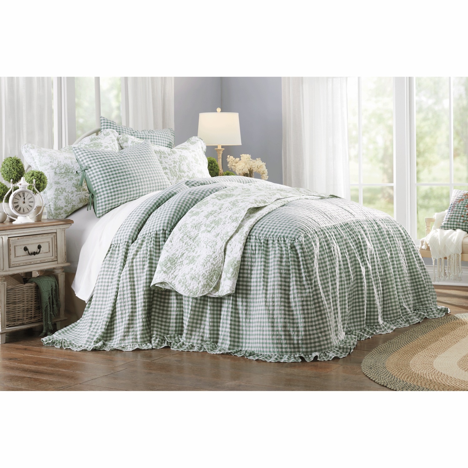 Summer Toile Oversized Quilt and Sham | Country Door
