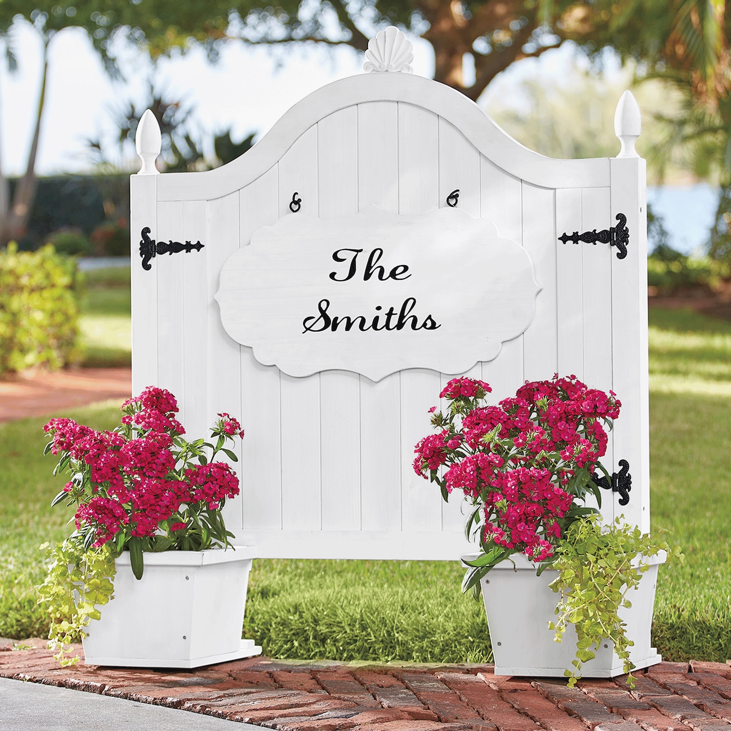 Welcome Garden Gate Planter | Country Door