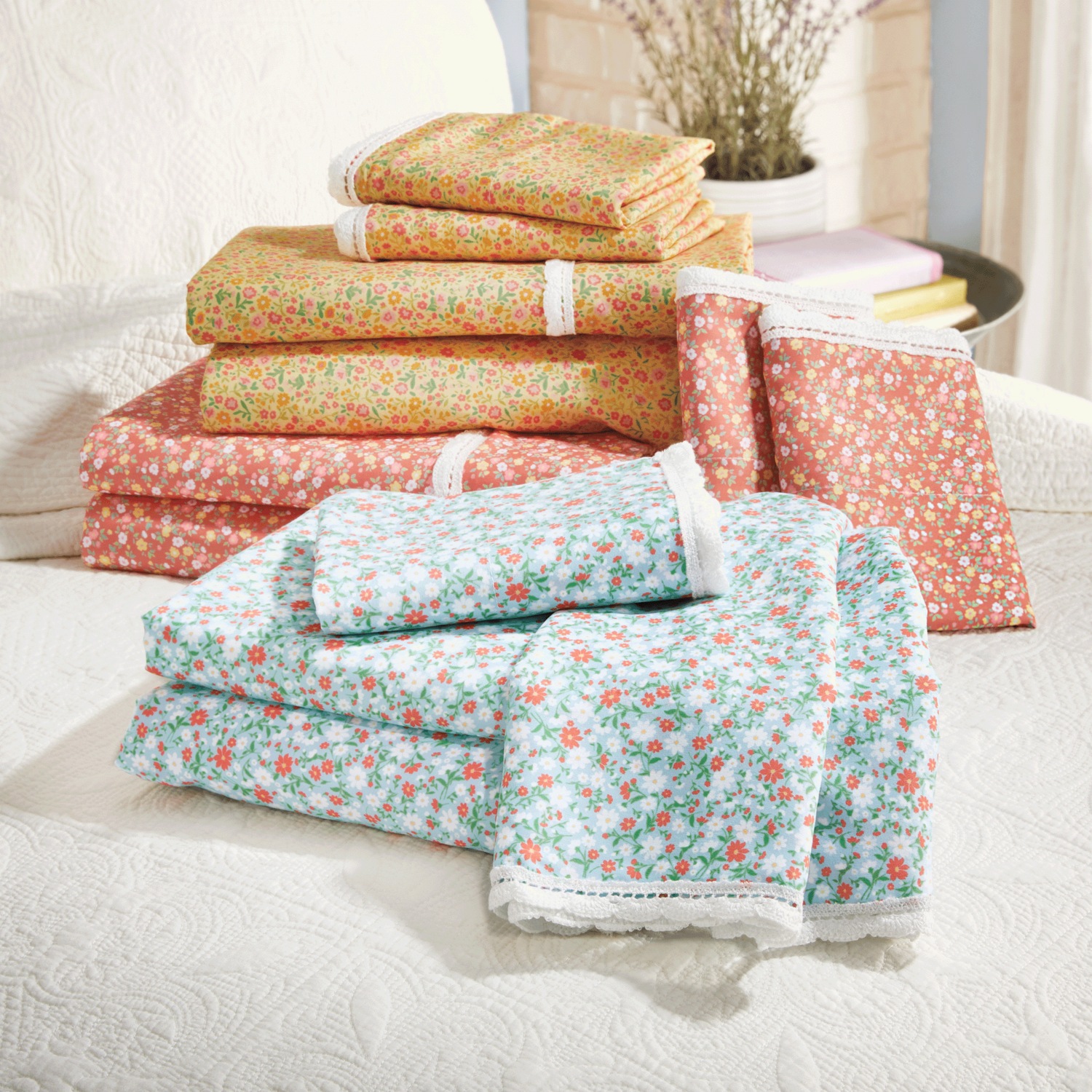 Ditsy Floral Crochet Microfiber Sheet Set | Country Door