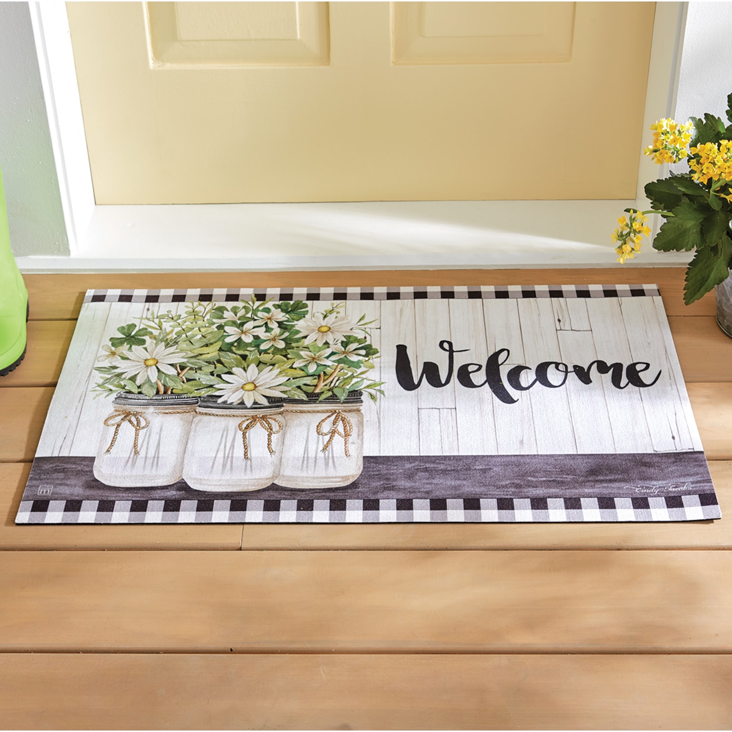 Farmhouse Daisies Indoor/Outdoor Welcome Mat - 18" X 30" | Country Door