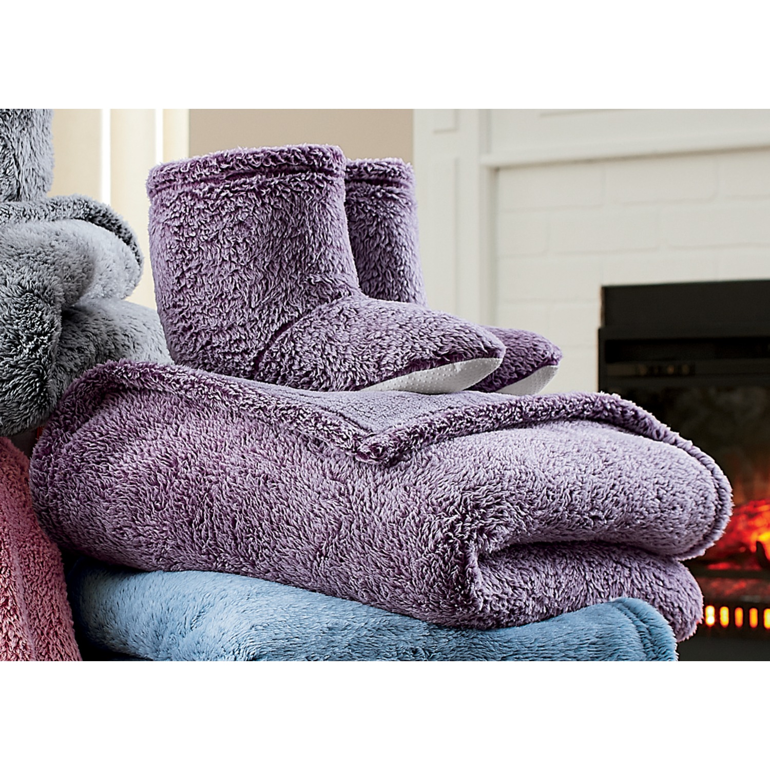Ultraplush Throw Blanket and Bootie Slippers Gift Set | Country Door