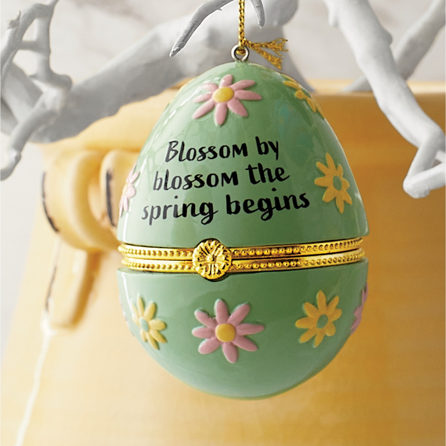 Easter Trinket Box Ornament | Country Door