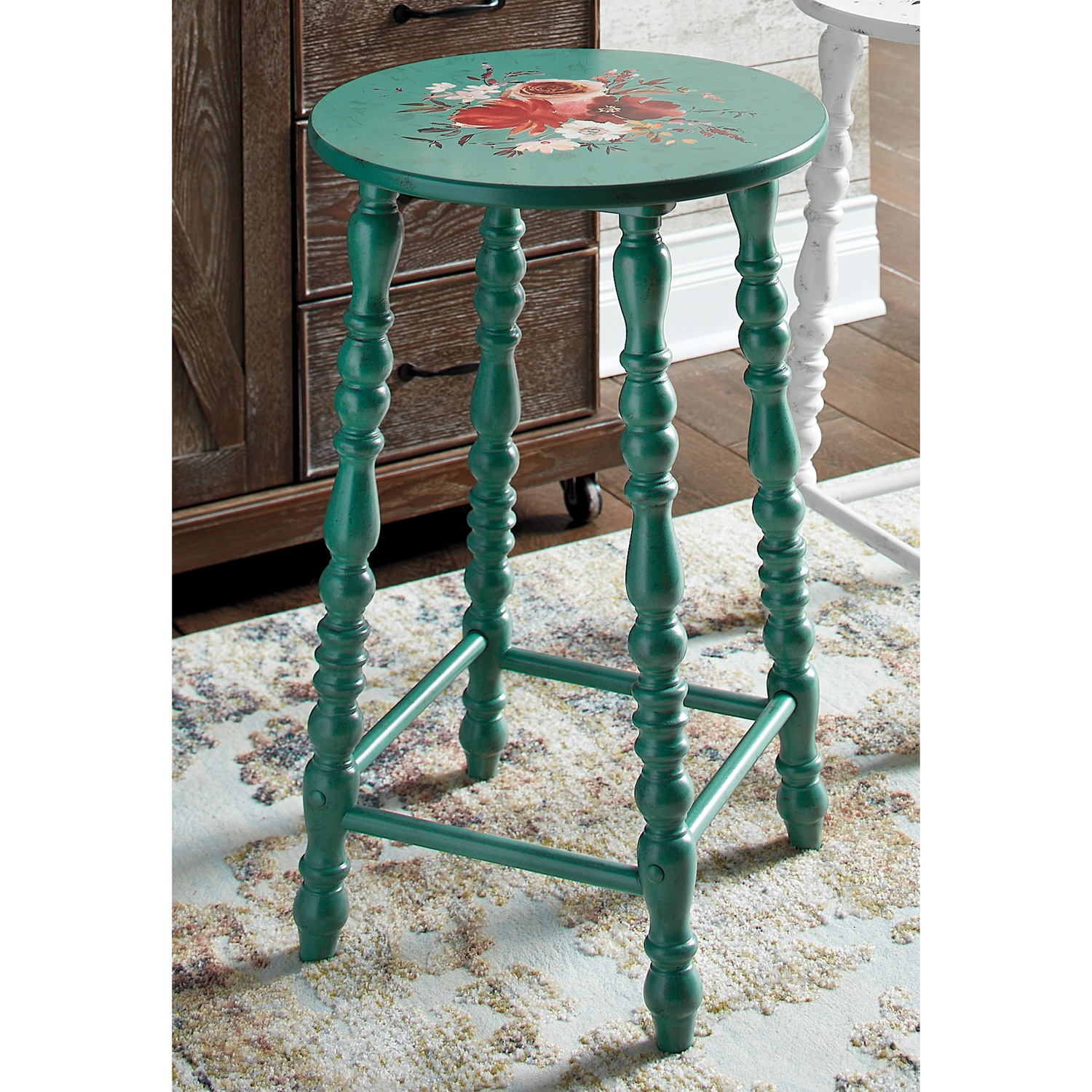 Tomine Spindle Stool | Country Door