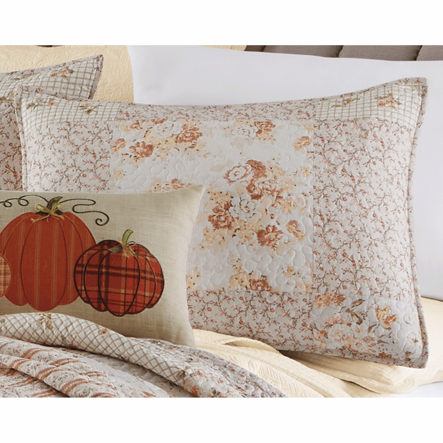 Phoebe Oversized Quilt and Sham | Country Door