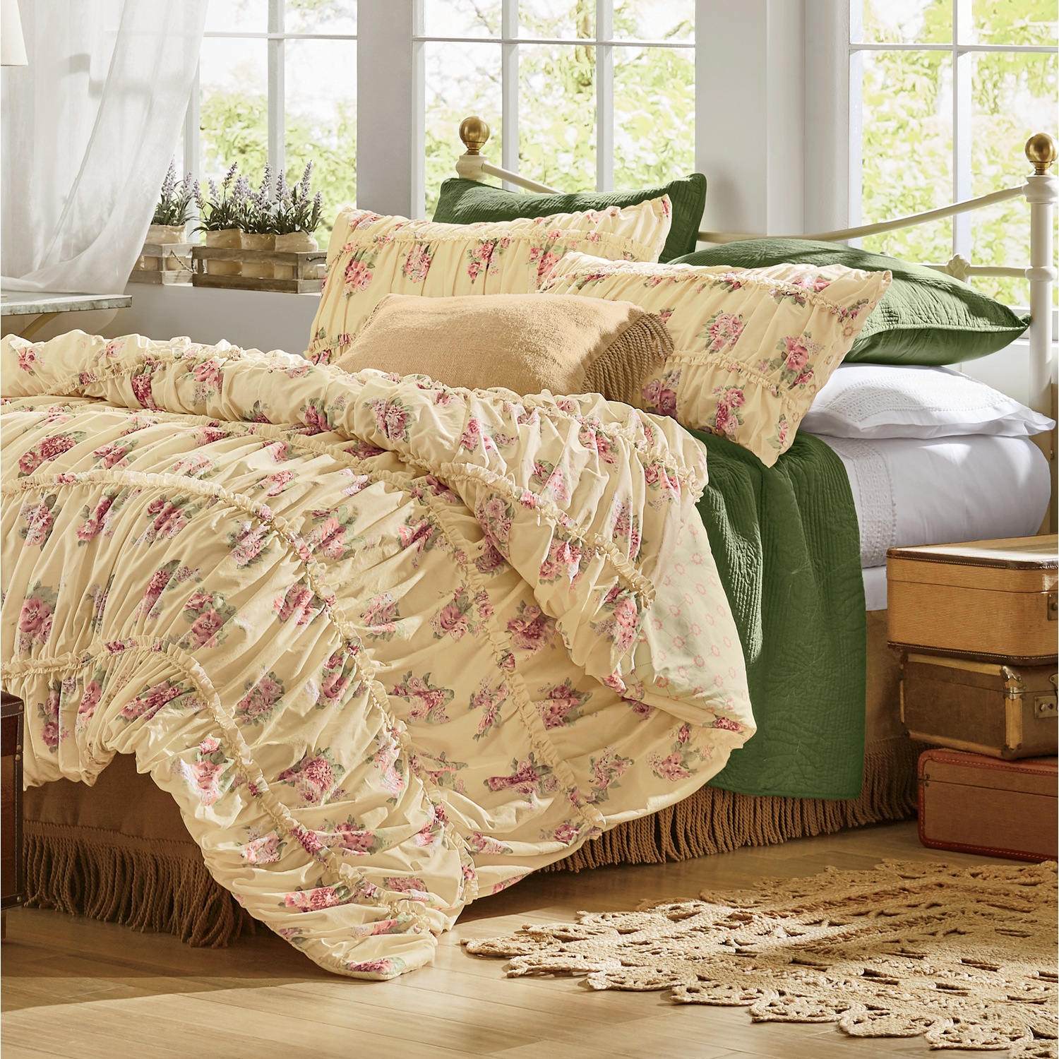 Carolina Ruffled Comforter | Country Door