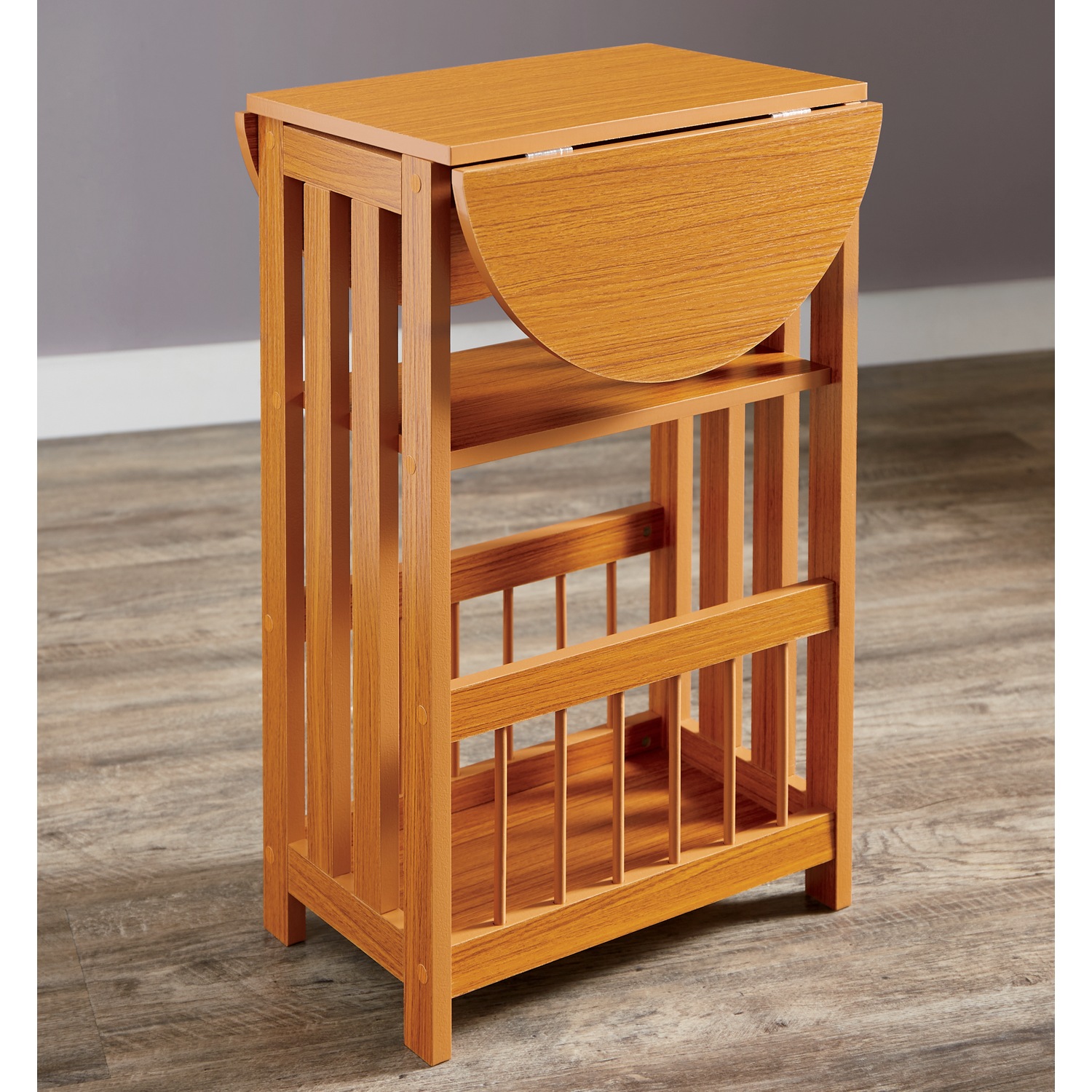 Swivel Magazine Table | Country Door