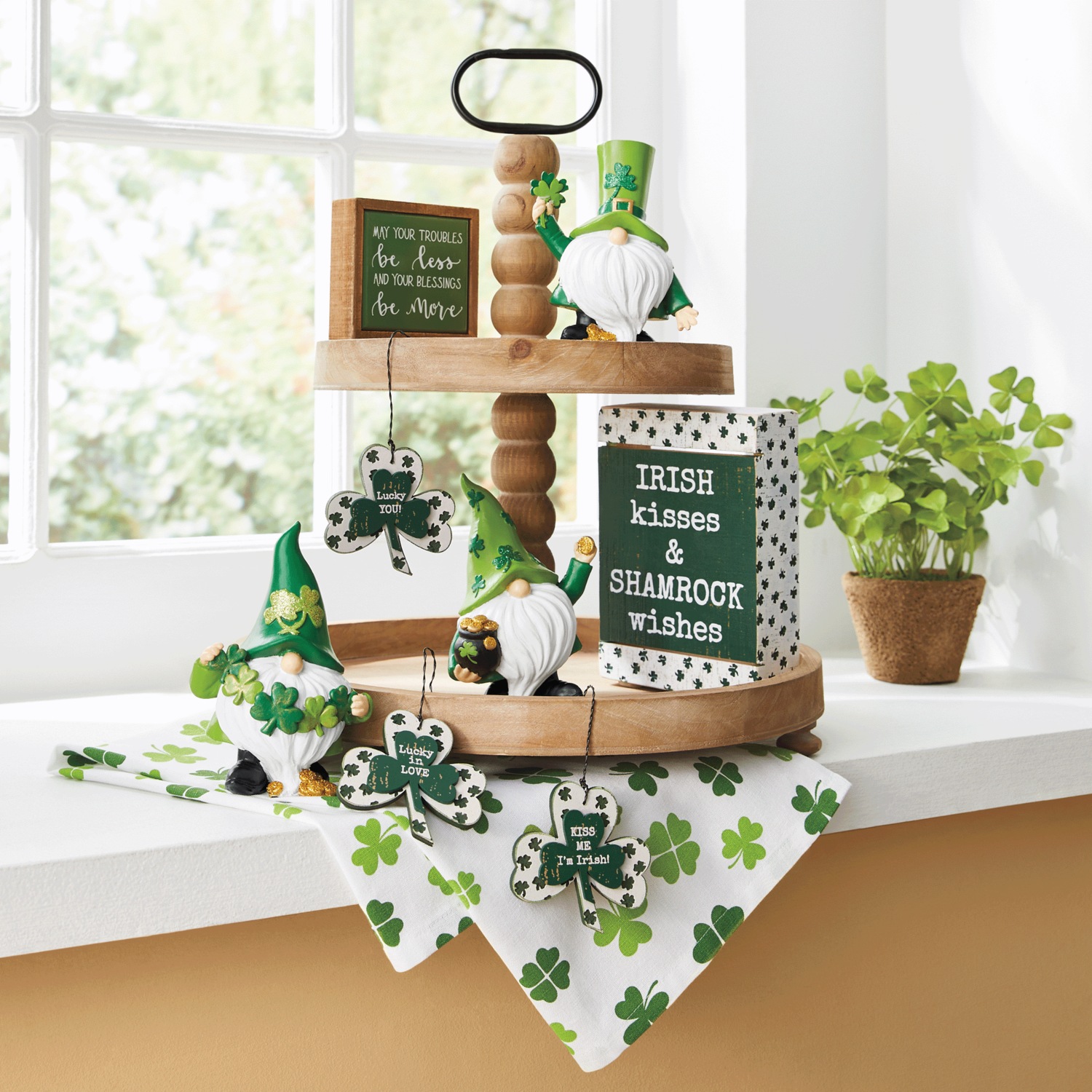 St. Patrick's Day Décor Kit and 2-Tiered Tray Set | Country Door
